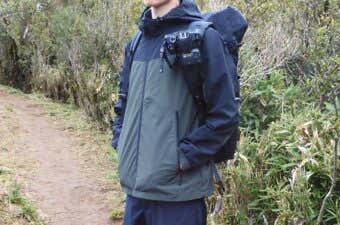 コメリが本気を出してきた！新オリジナルブランド「SOLVIC」がアツい 【着用レビュー】 | YAMA HACK[ヤマハック]