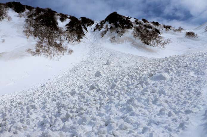 これは怖すぎる…』埋まって感じたリアルな雪の恐怖と寒さと これは怖すぎる…』埋まって感じたリアルな雪の恐怖と寒さと