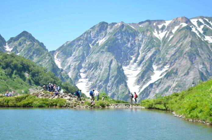 登山経験ゼロでもOK！キャンパーにおすすめの絶景ハイキングコース5選 | YAMA HACK[ヤマハック]